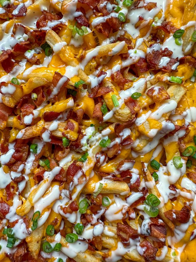 Loaded Fries | Spinach and Bacon